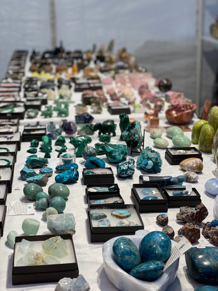 EARTH'S ENERGY GEMS | Crystals Minerals Fossils